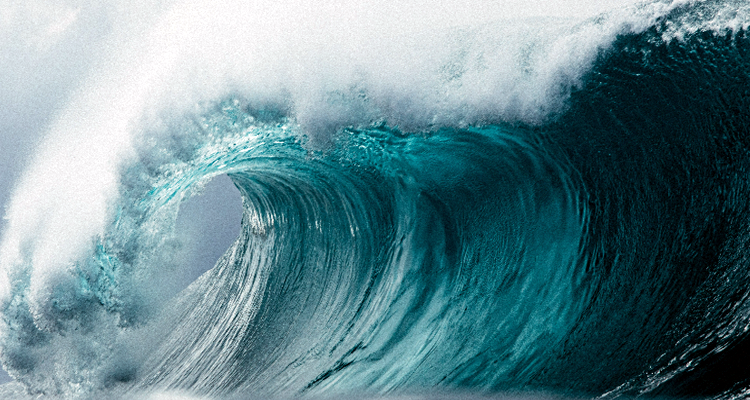 Earthquake of 7.5 Magnitude jolts Japan, tsunami waves hit coastal ...